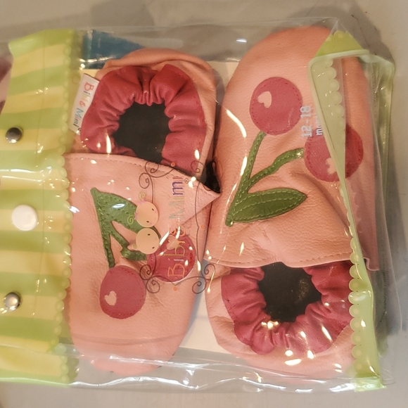 bibi and mimi | Shoes | Bibi And Mimi Software Sole Shoes | Poshmark